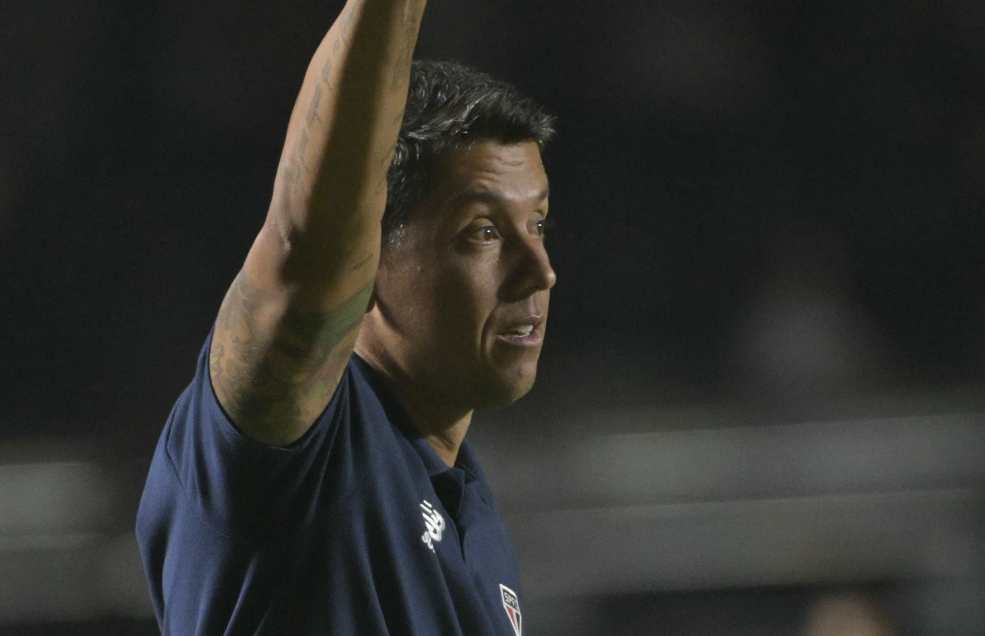 Carpini revela papo com líderes do elenco e defende trabalho no São Paulo