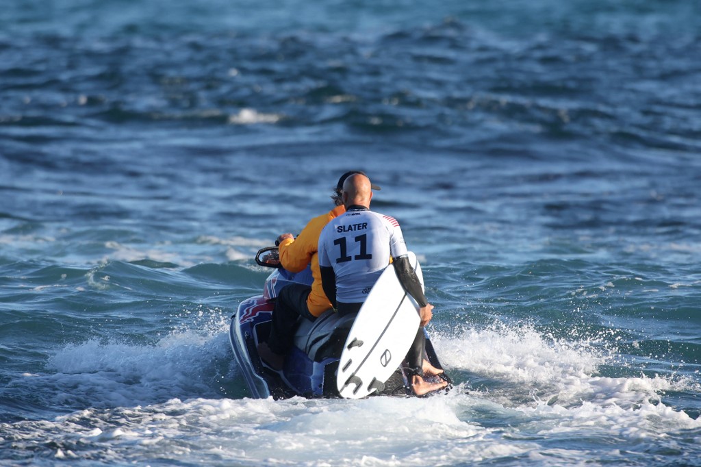 Kelly Slater, maior campeão da história do Surfe, se aposenta da WSL ...