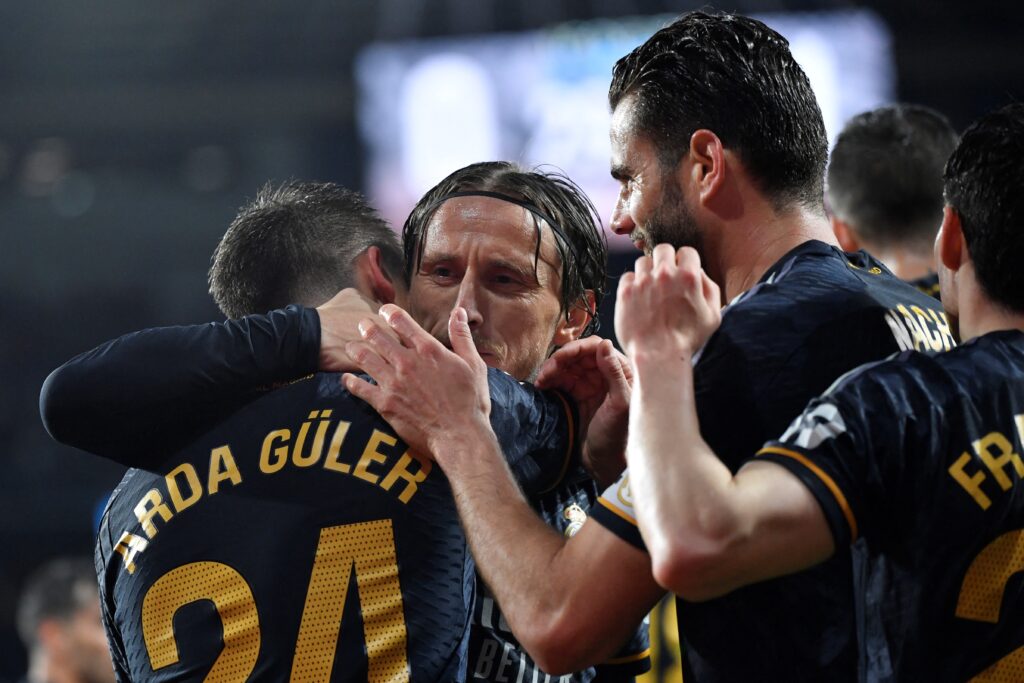 Giro: Real Madrid ganha da Real Sociedad e abre 14 pontos de vantagem ...