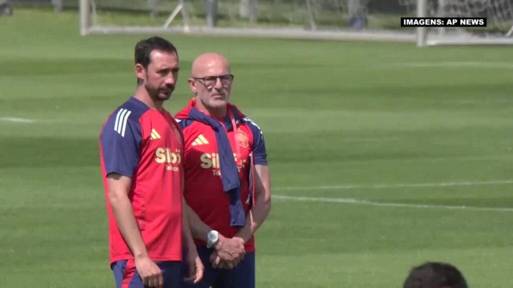 Com adversário definido, Espanha treina focado no duelo contra a ...