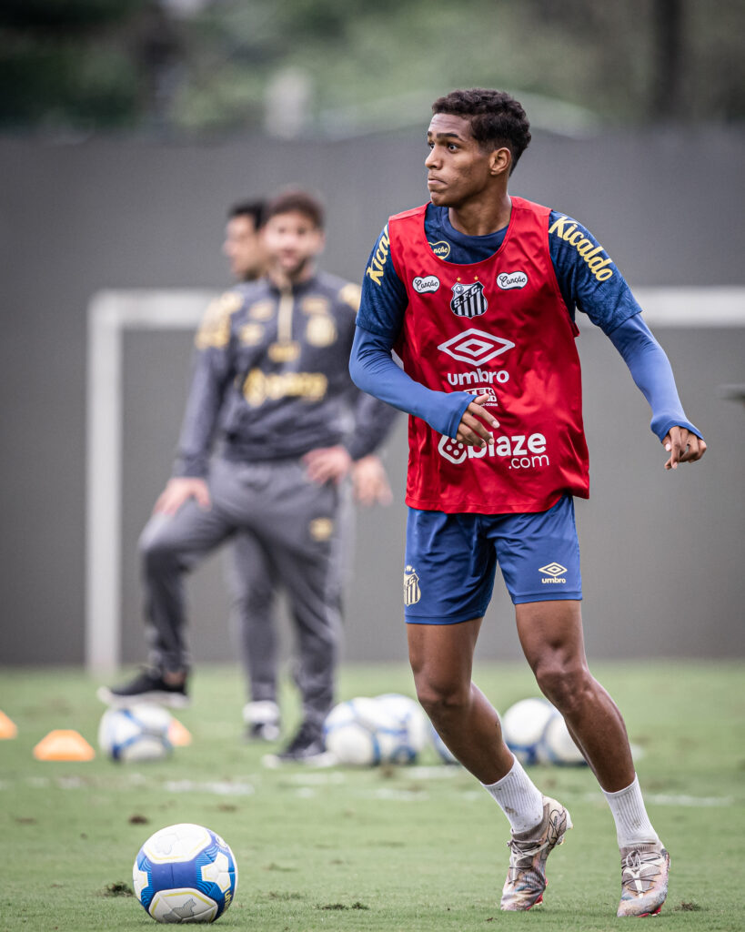 Conheça Mateus Xavier, garoto que está ganhando espaço no profissional ...