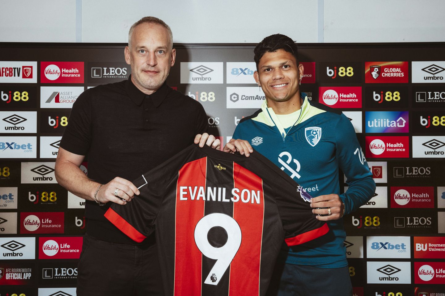 Bournemouth anuncia contratação do brasileiro Evanilson, ex-Porto; veja ...