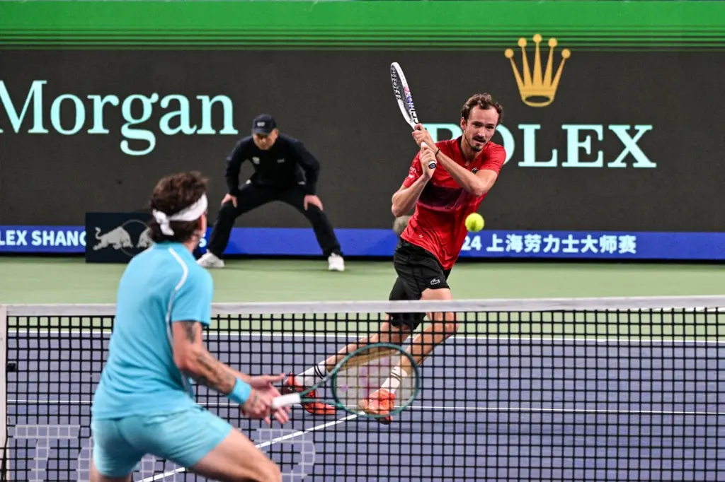 Thiago Wild perde de Medvedev e está fora do Masters 1000 de Xangai ...