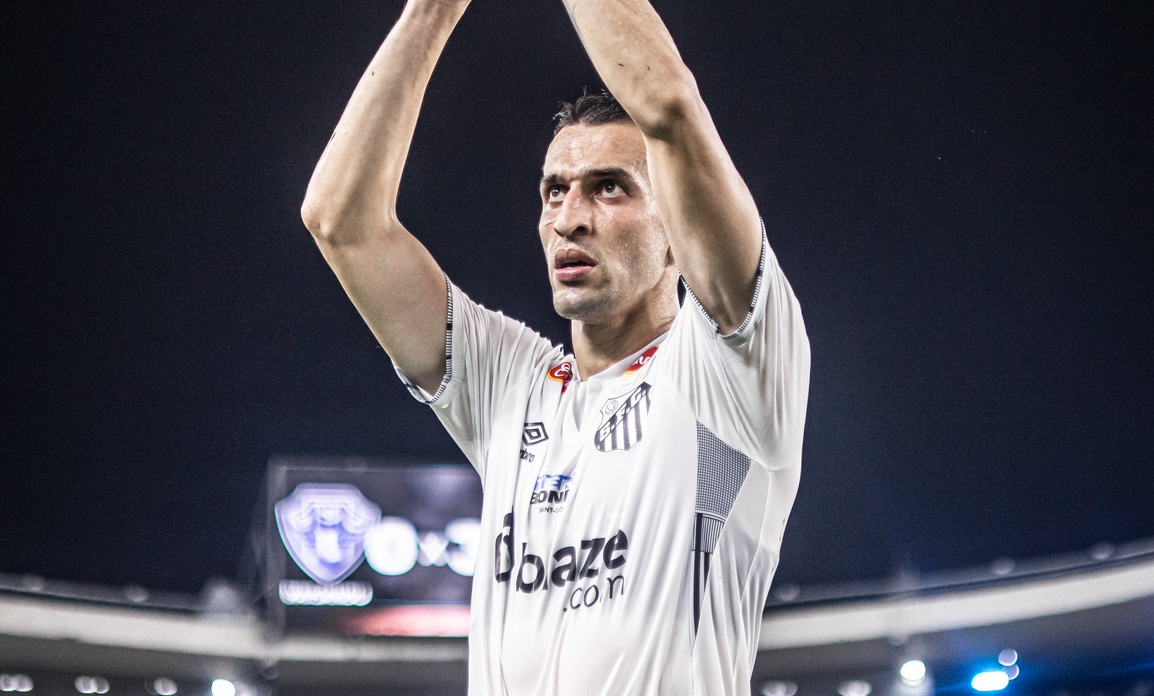 Volante do Santos, João Schmidt foi o atleta da Série B com mais desarmes por jogo - Gazeta ...