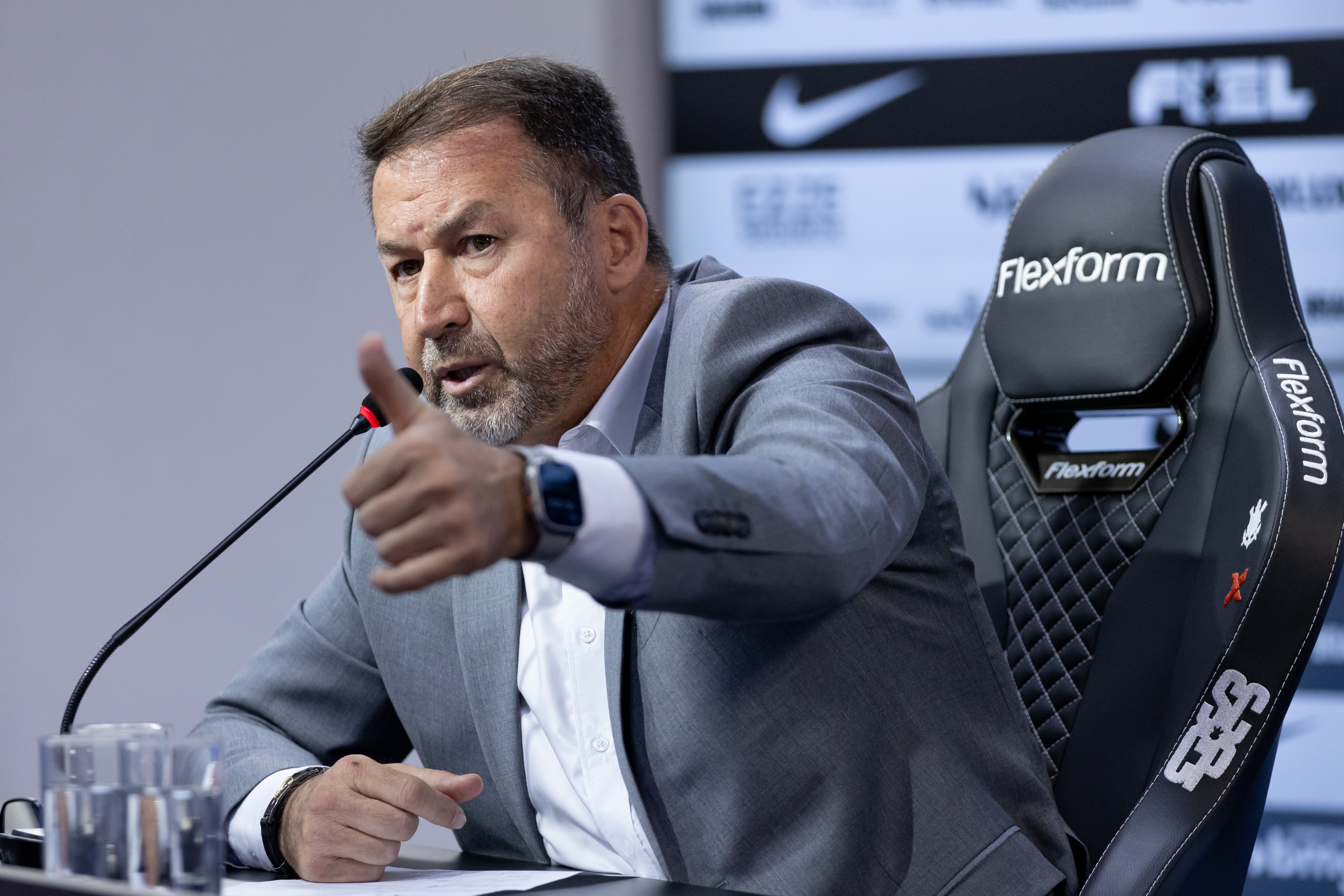 Enquete: torcedores do Corinthians aprovam primeiro ano da gestão ...