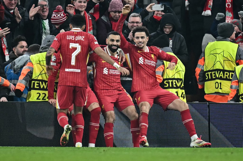 Liverpool vence o Lille e avança invicto às oitavas de final da Champions