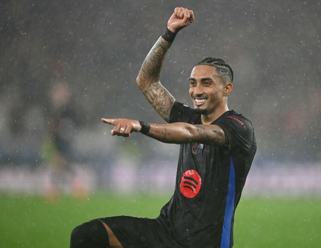 Raphinha explica tensão no fim de Benfica x Barcelona - Gazeta Esportiva