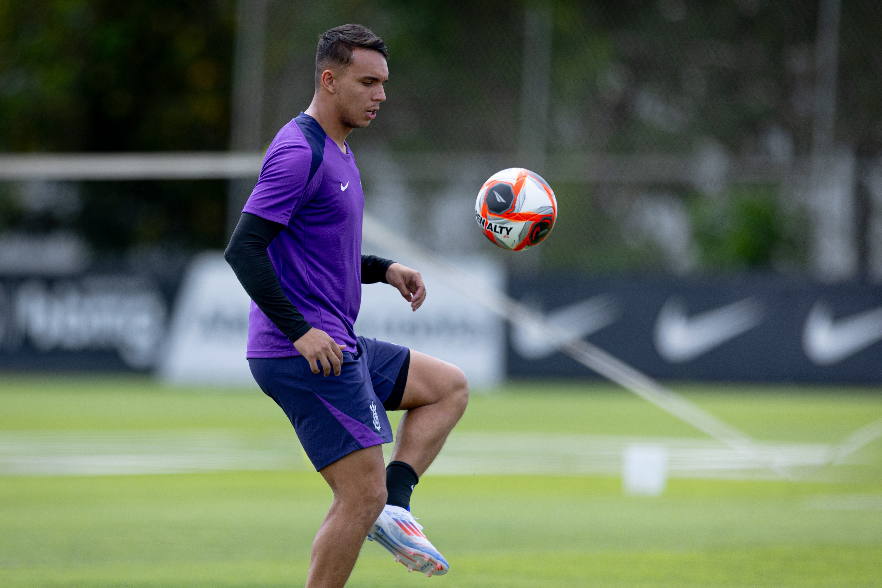 Giovane inicia pré-temporada no Corinthians em meio à incerteza sobre ...