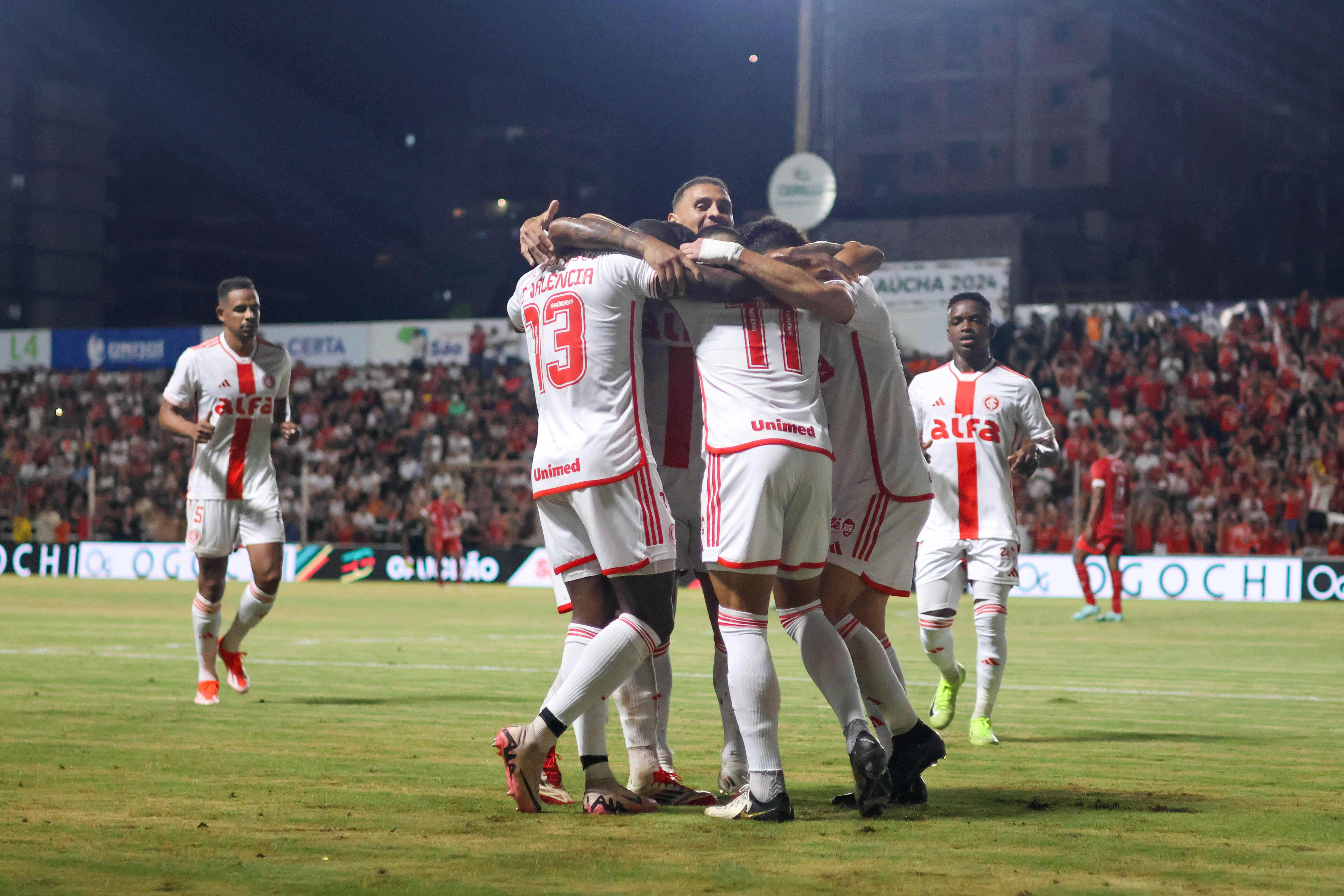 Internacional x Monsoon: prováveis escalações e onde assistir