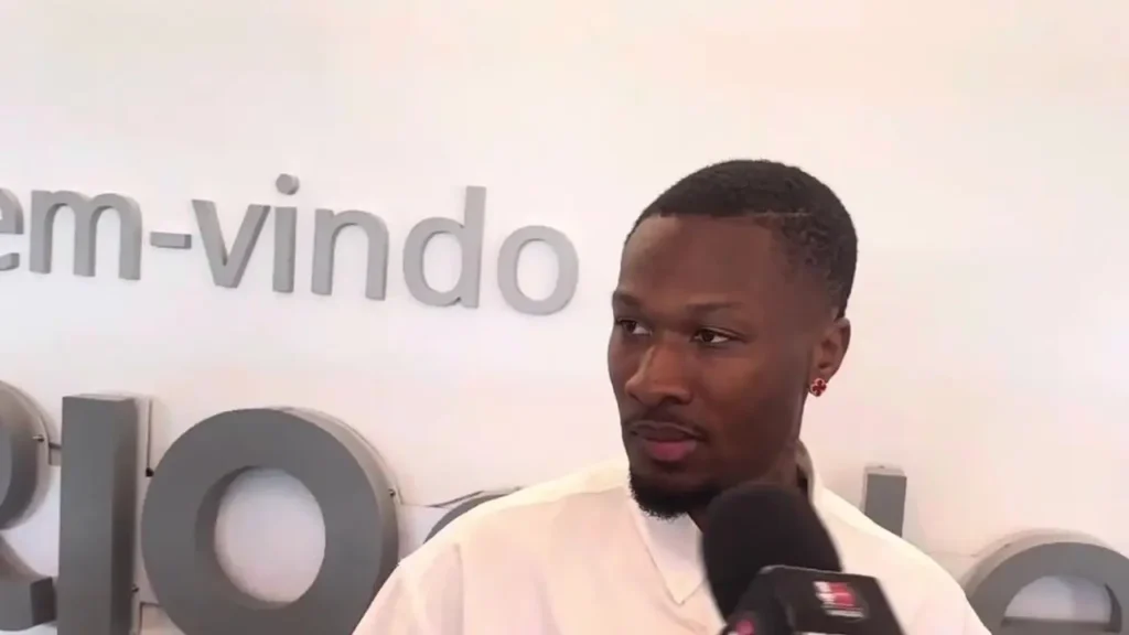 Alvo do Vasco, atacante angolano Loide Augusto fala sobre sonho de ...