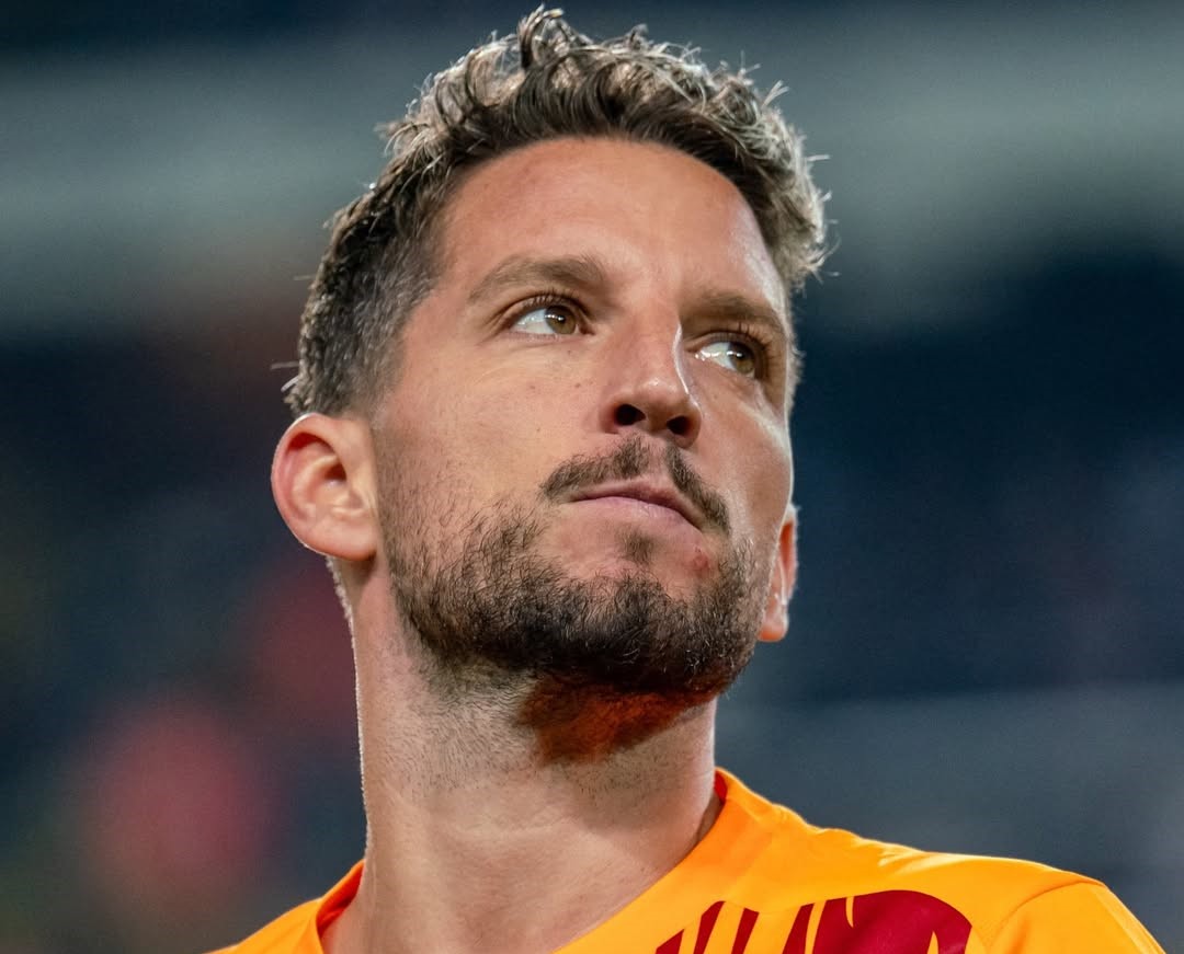 Atacante belga Dries Mertens anuncia aposentadoria do futebol - Gazeta ...