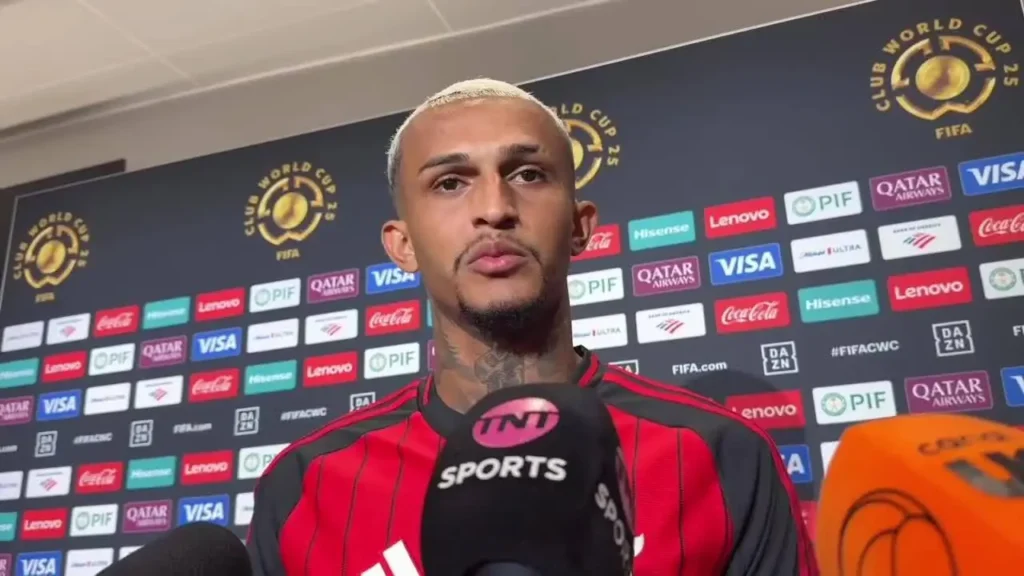 Wesley fala sobre lance de gol do Chelsea e volta por cima durante ...