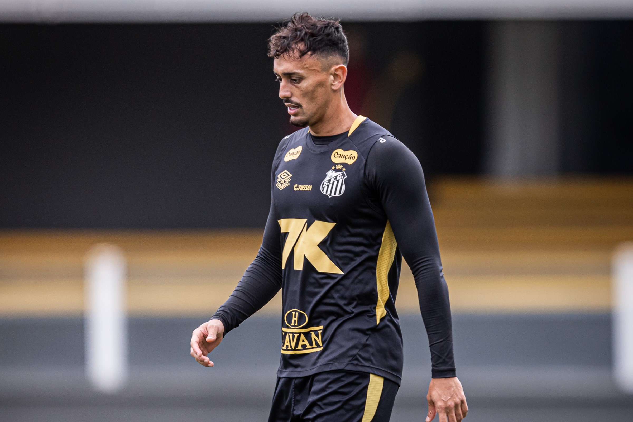 Pituca desperta interesse de clube japonês e pode deixar o Santos