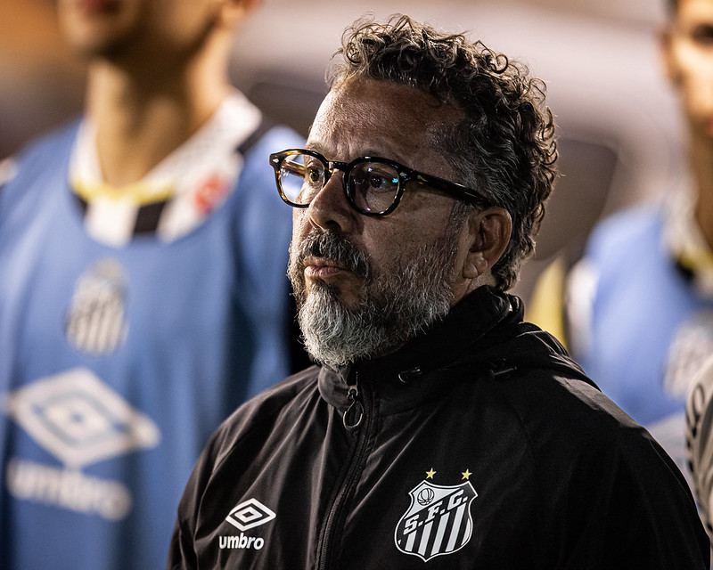 Cléber Xavier cita preocupação com recuperação dos jogadores e diz o ...