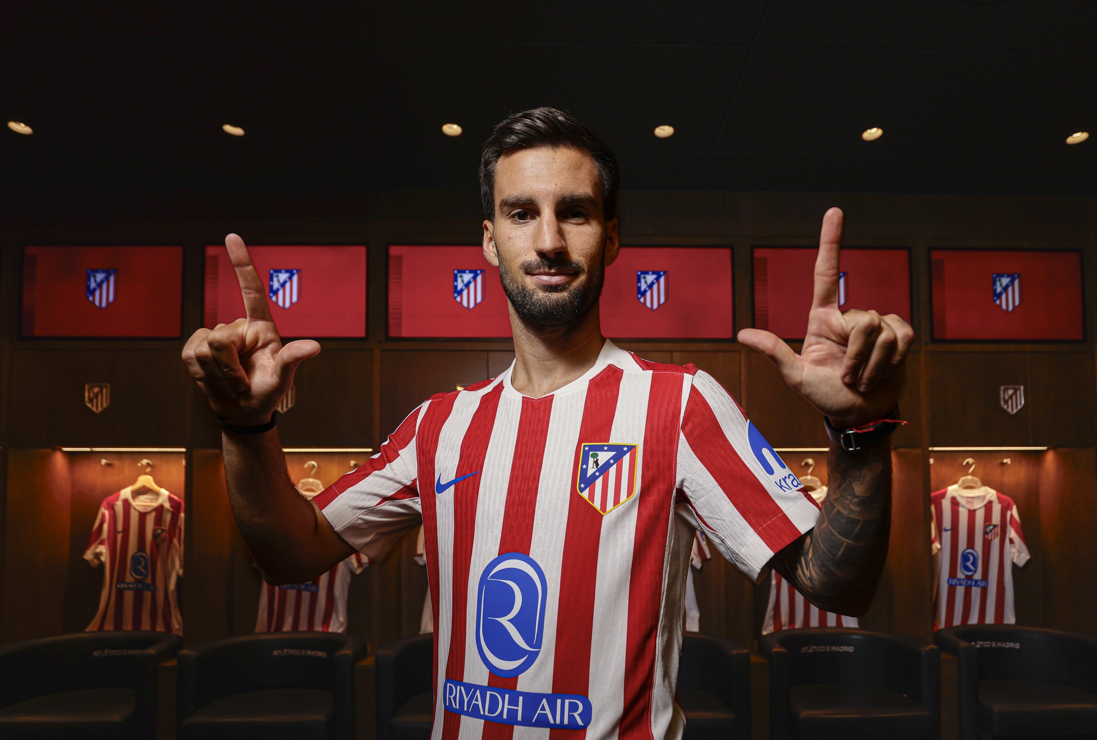 Atlético de Madrid anuncia a contratação do espanhol Álex Baena ...