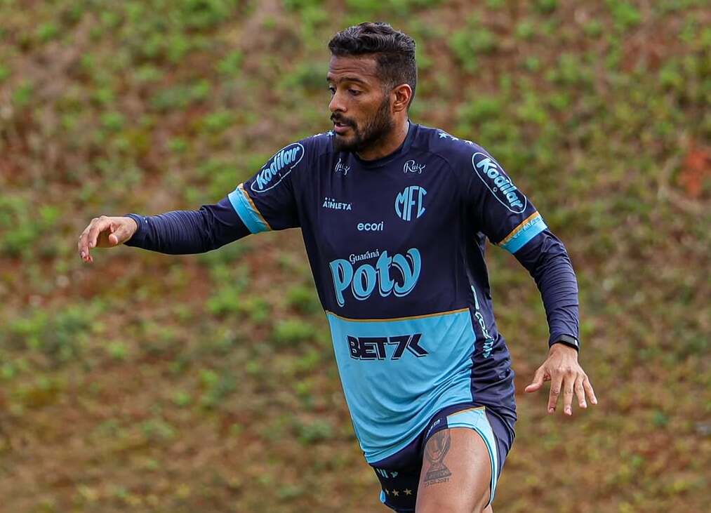 Destaque do Mirassol, Reinaldo vê jogo "difícil" contra o Palmeiras