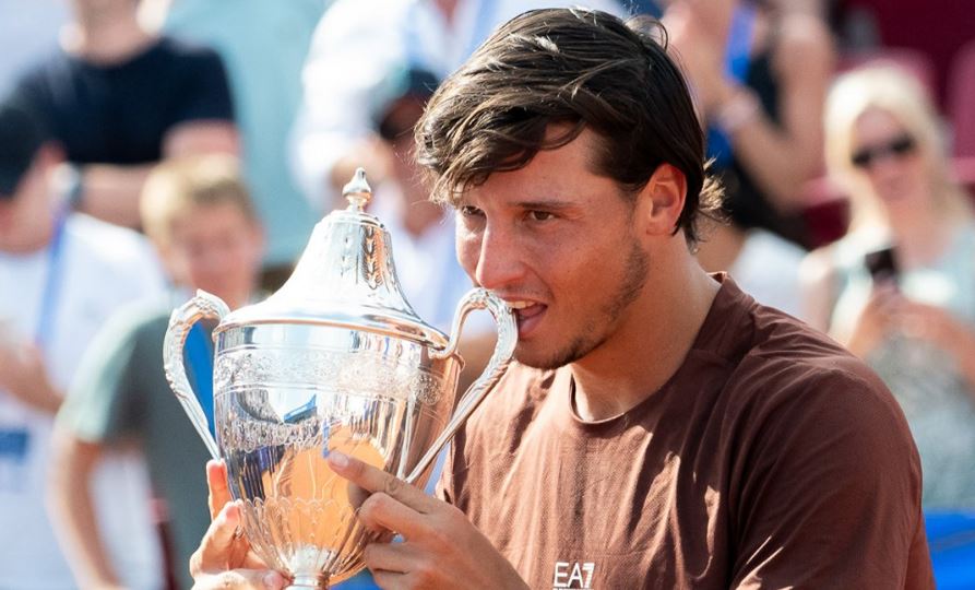 Luciano Darderi é campeão do ATP 250 de Bastad - Gazeta Esportiva