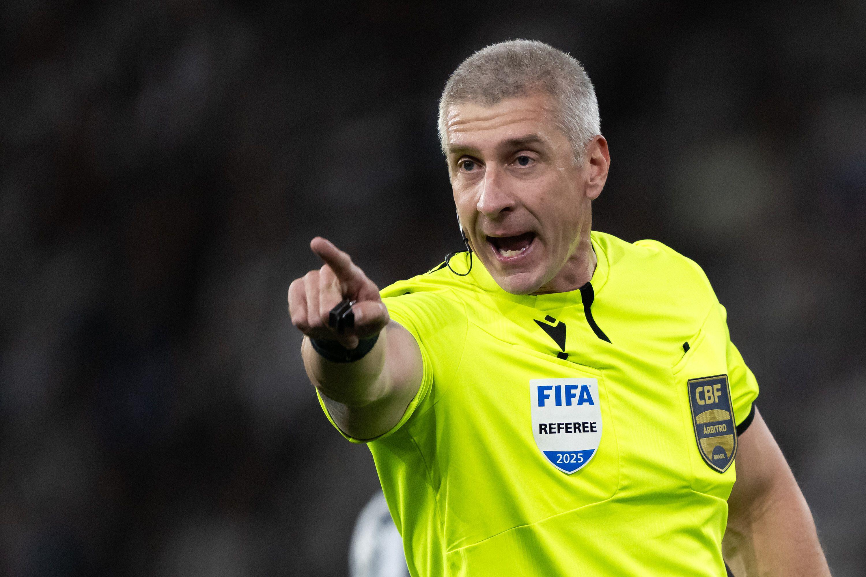 Anderson Daronco vai apitar Palmeiras x Corinthians; veja principais ...