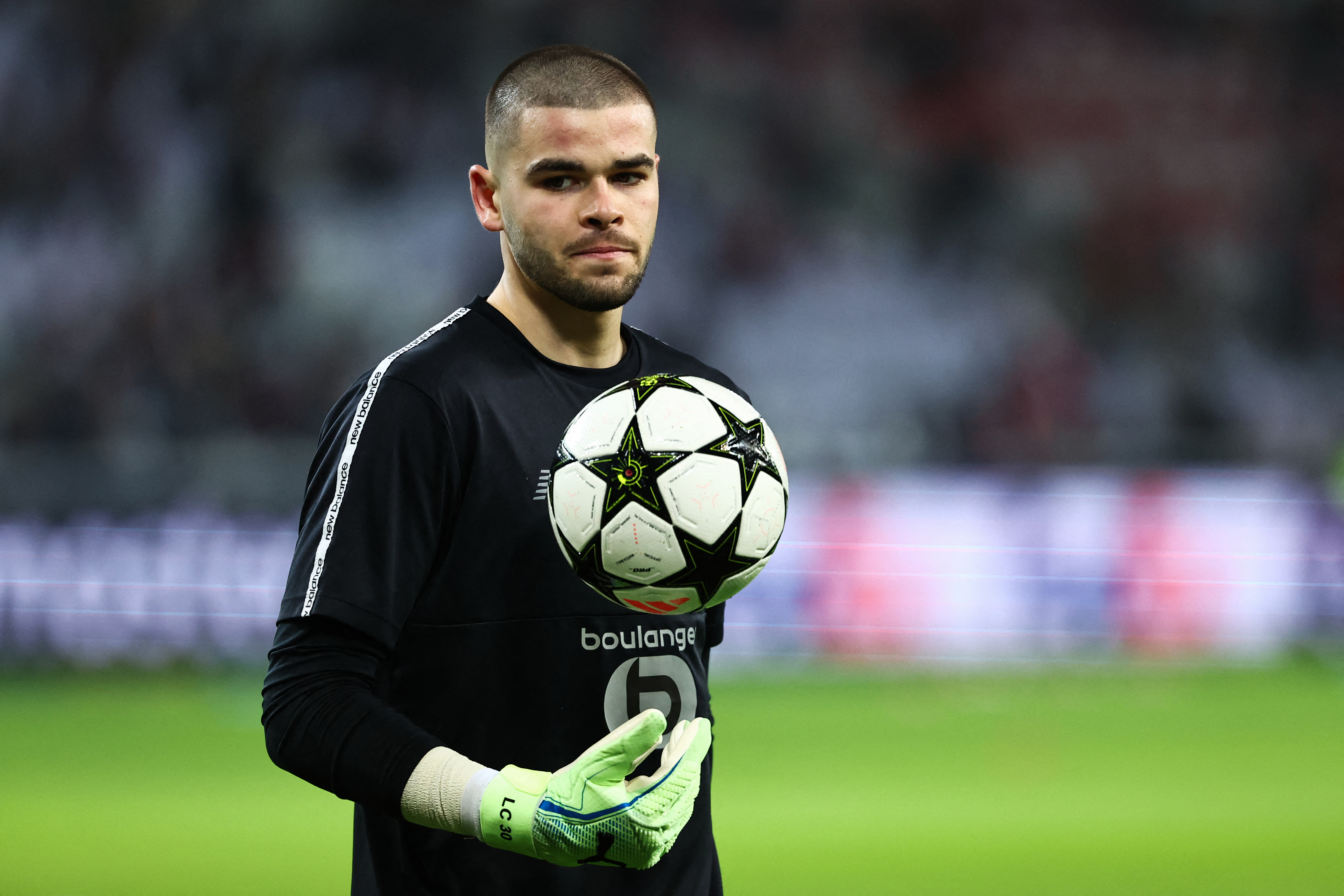 PSG chega a acordo com Lille pelo goleiro Lucas Chevalier - Gazeta ...