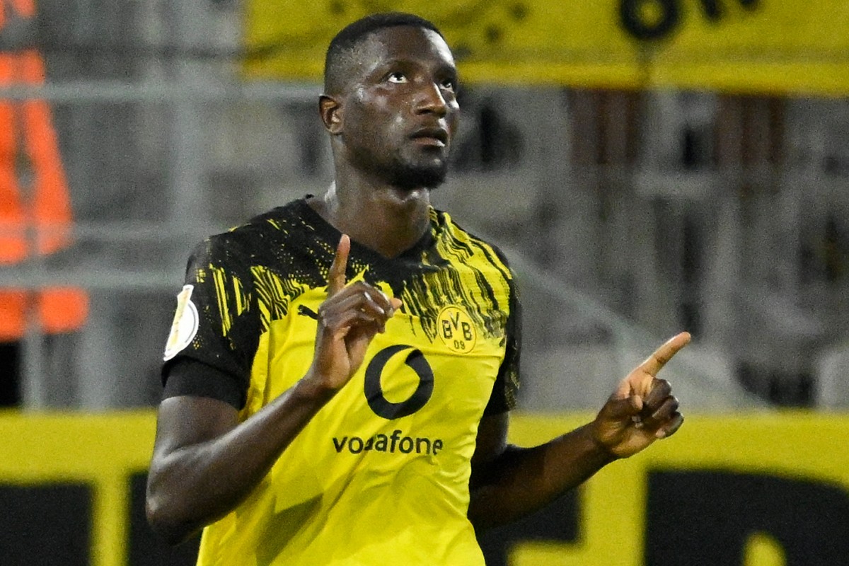 Borussia Dortmund vence clube da terceira divisão e avança na Copa da ...