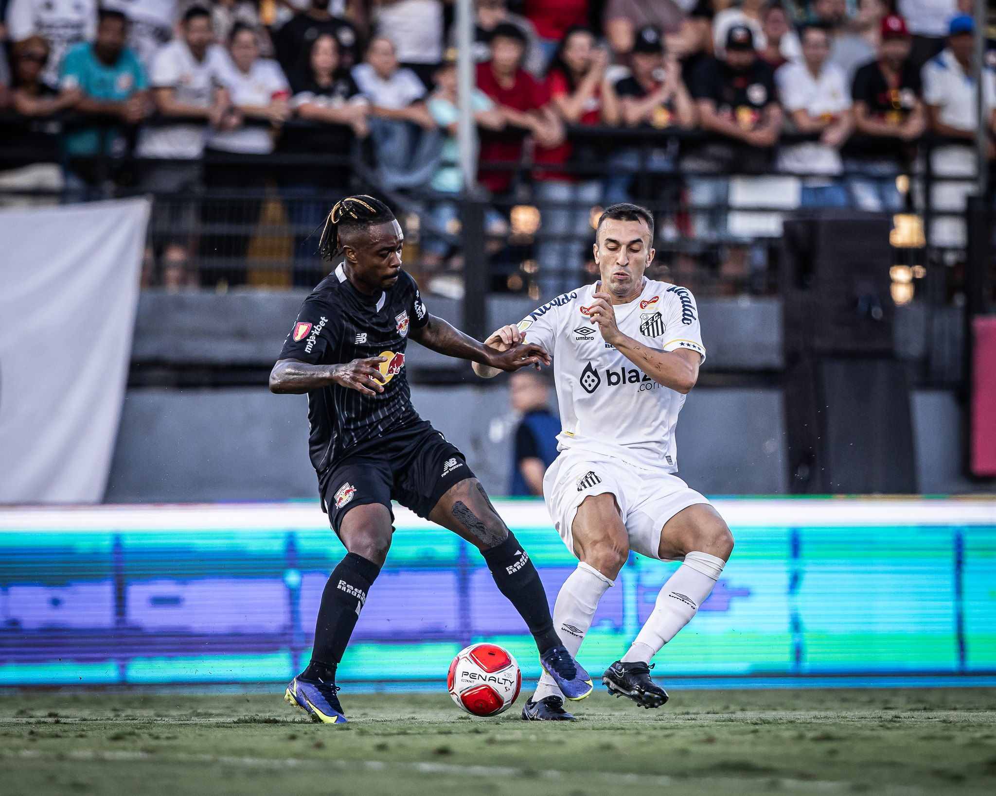 Desde chegada da Red Bull, Santos soma uma vitória contra o Bragantino ...