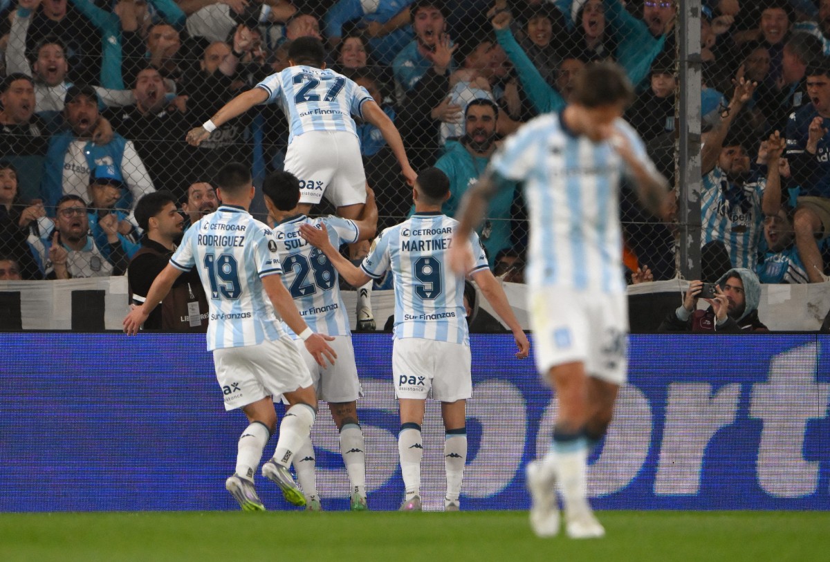Melhores momentos da vitória do Racing sobre o Vélez Sarsfield pela ...