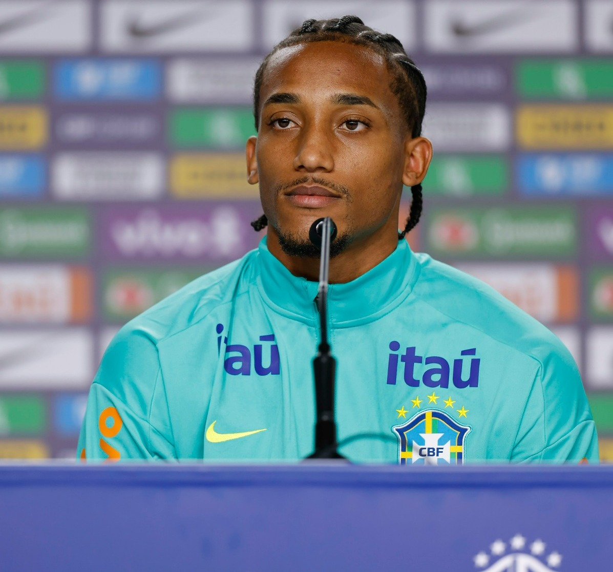 João Pedro detalha estilo de jogo e vislumbra retorno ao Maracanã pela ...