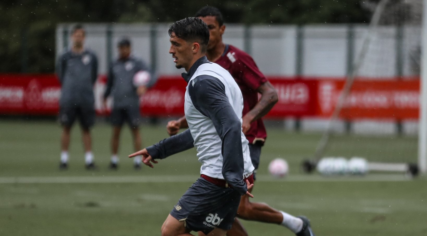 Escalação: Enzo Díaz treina com elenco e reforça o São Paulo contra o ...