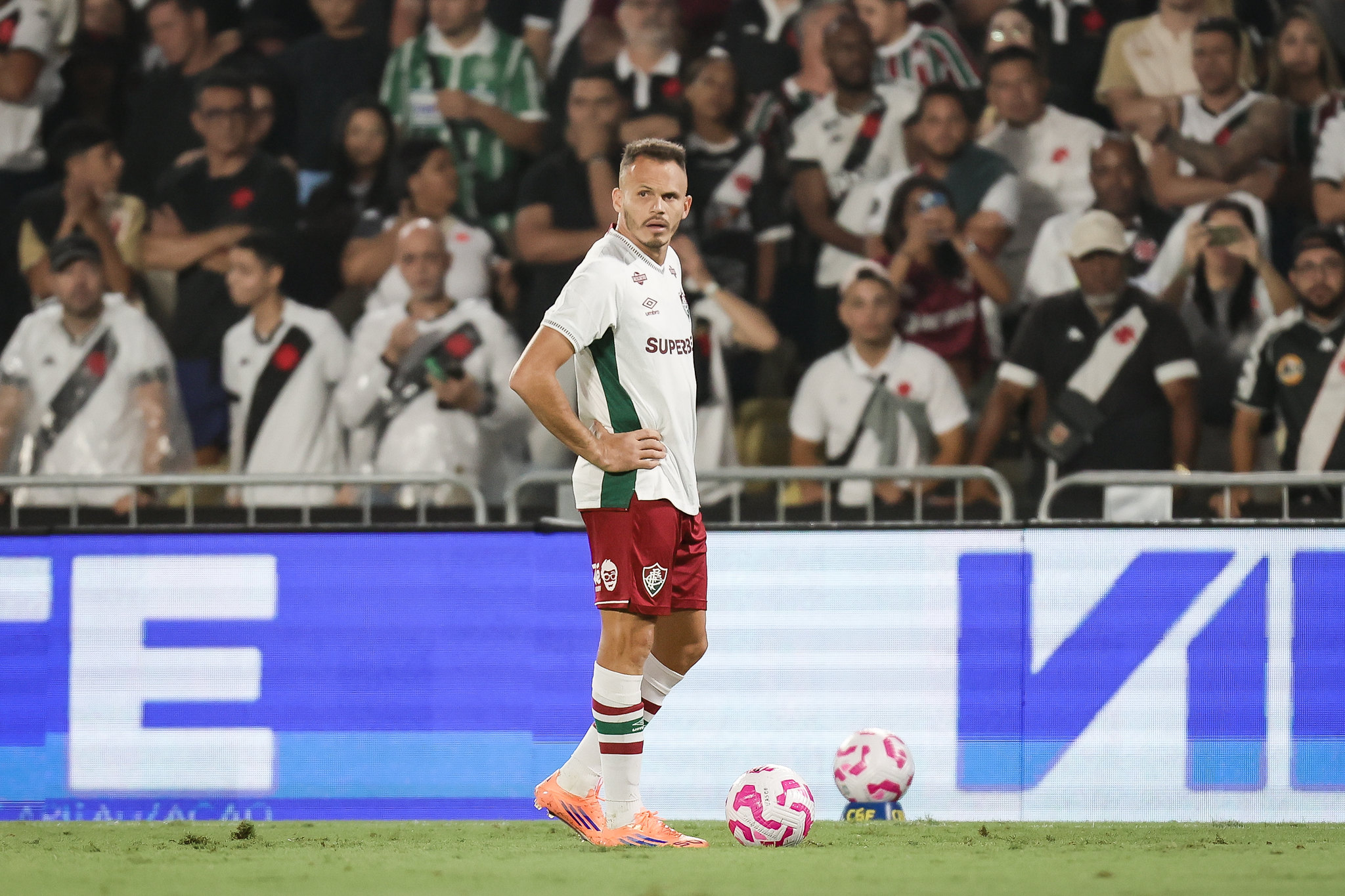 Renê lamenta derrota do Fluminense e projeta reencontro com Vasco na ...
