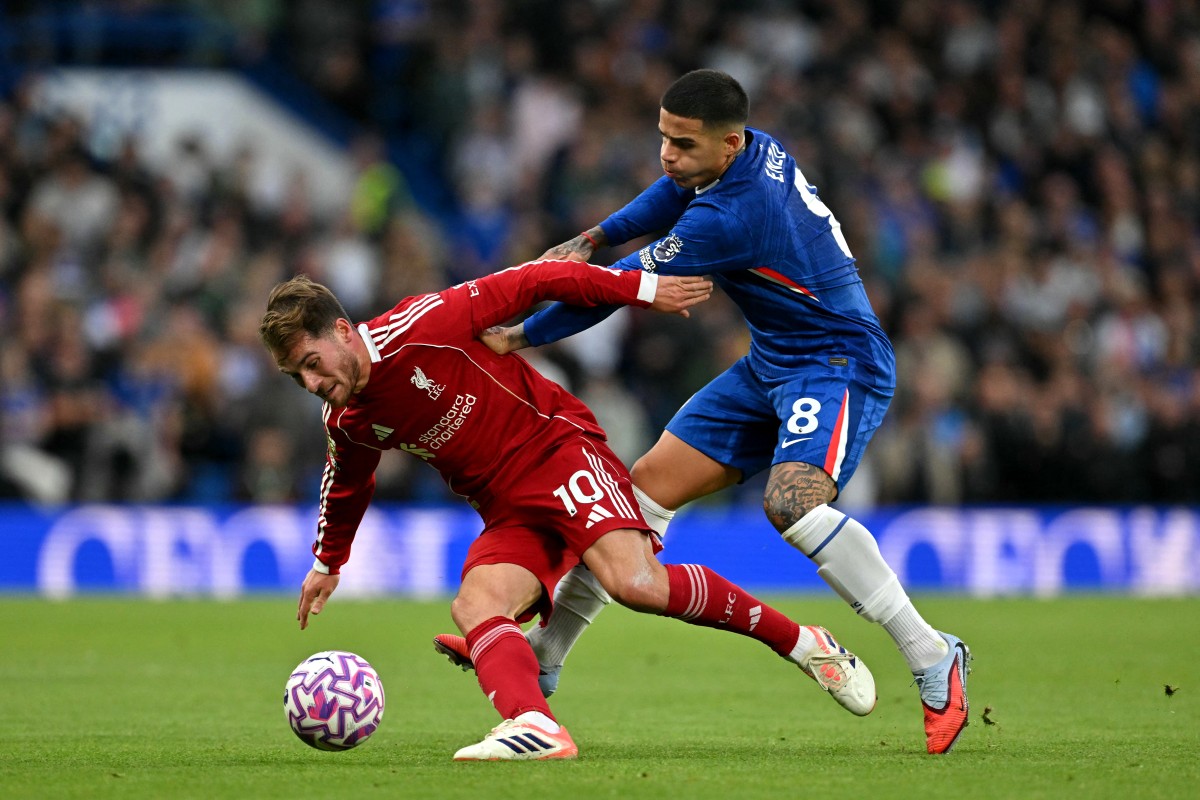 Estêvão decide no fim, Chelsea vence Liverpool pelo Inglês