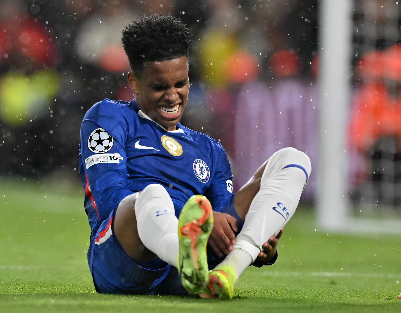 Técnico do Chelsea, Maresca confirma lesão muscular de Estêvão