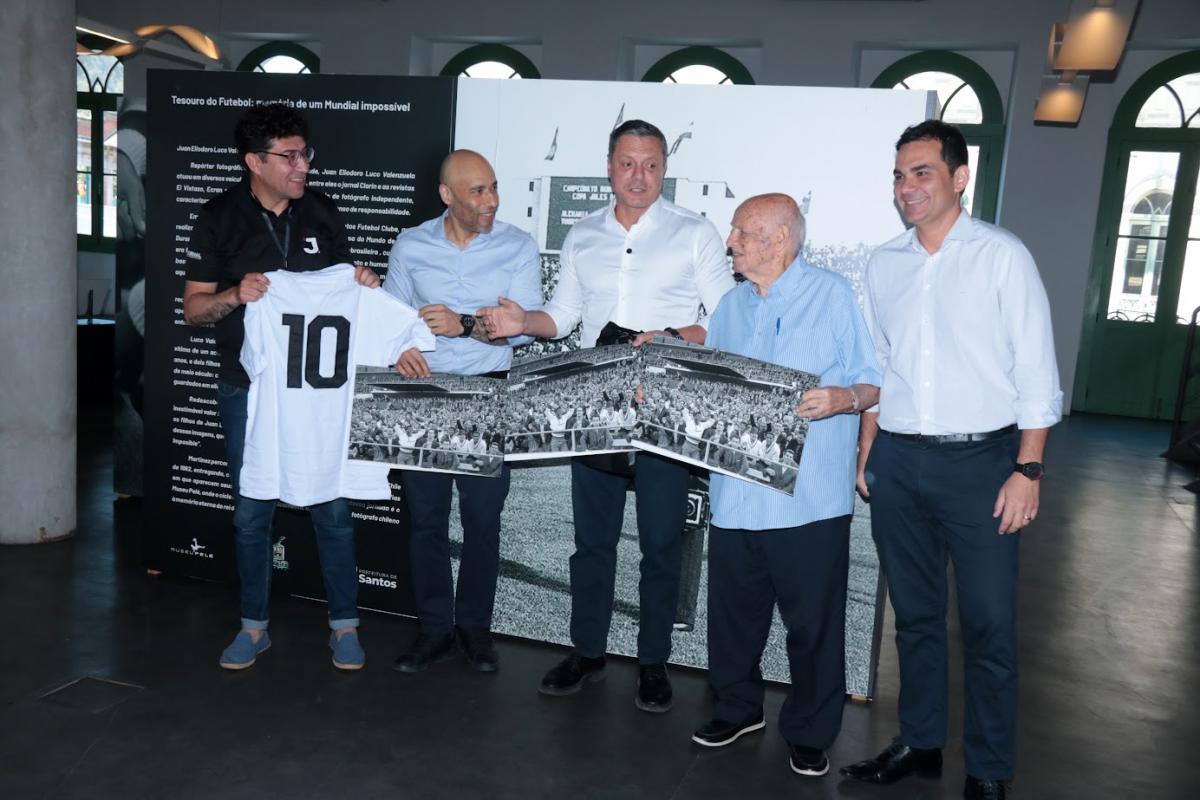 Museu Pelé recebe fotos inéditas da Copa do Mundo de 1962 - Gazeta ...
