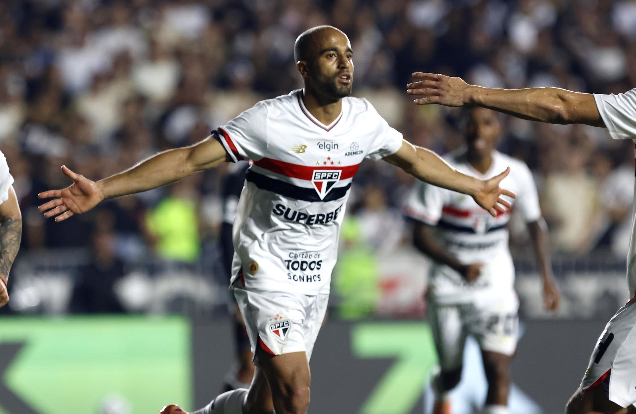 Lucas volta a engatar sequência no São Paulo e mira terminar temporada ...