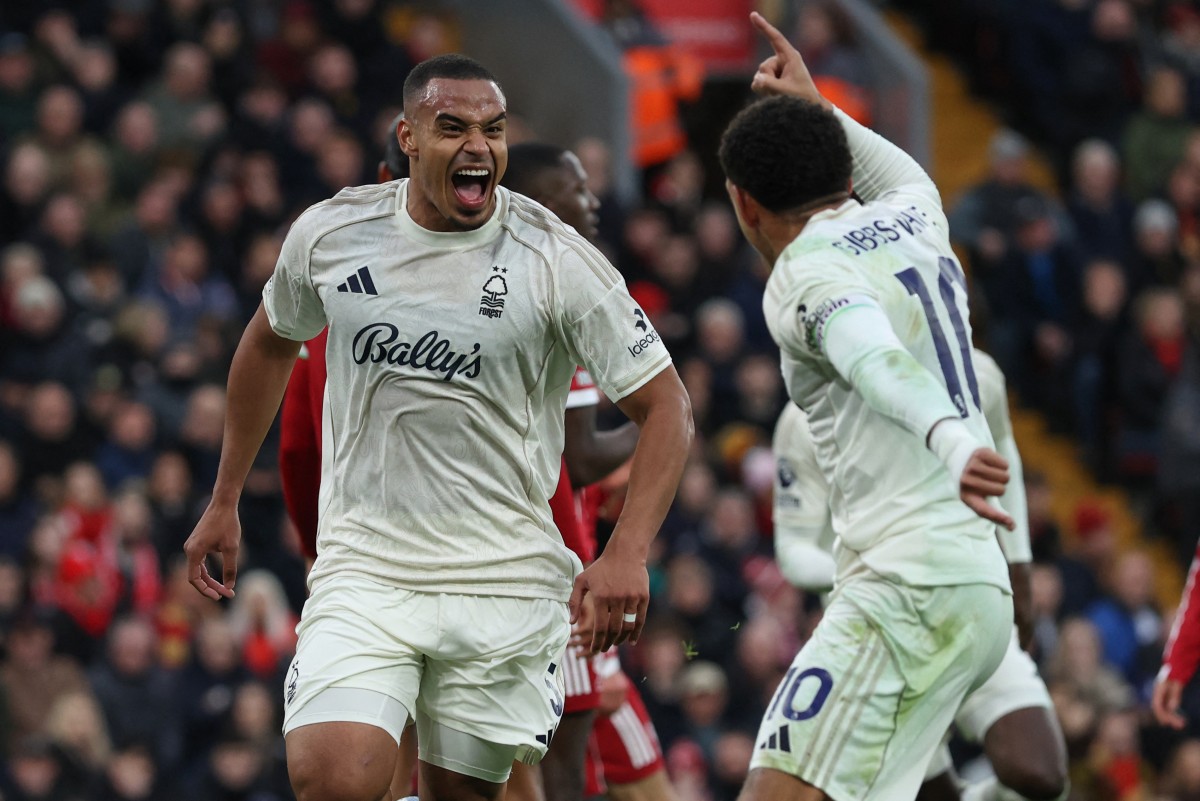 Murillo marca e Liverpool sofre derrota para o Forest em Anfield, pelo ...