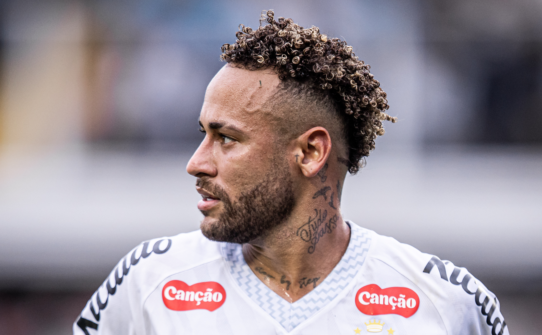 Neymar afirma que Seleção fará o "impossível" por título da Copa