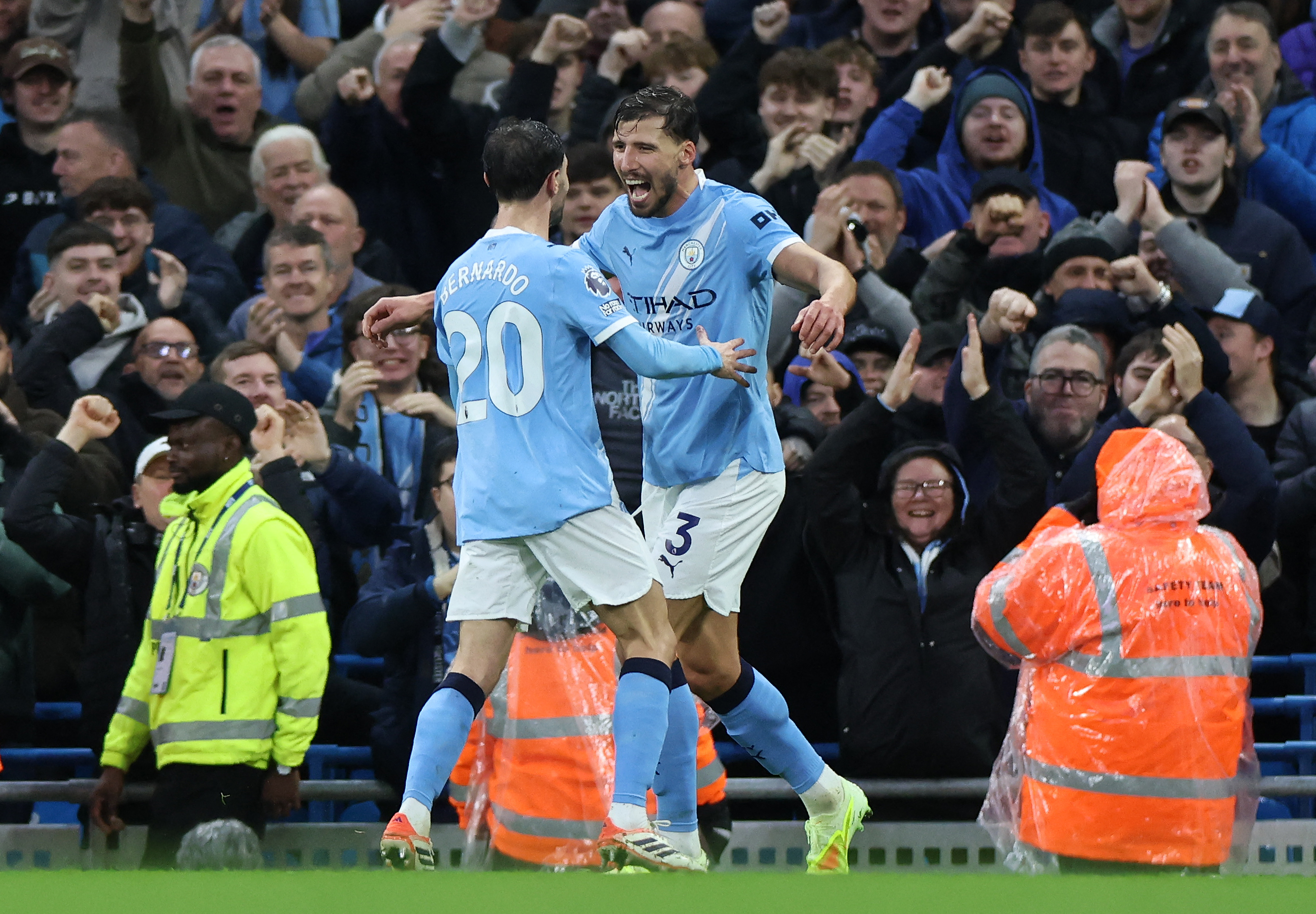 Manchester City x Brentford pela Copa da Liga: horário, escalações e ...