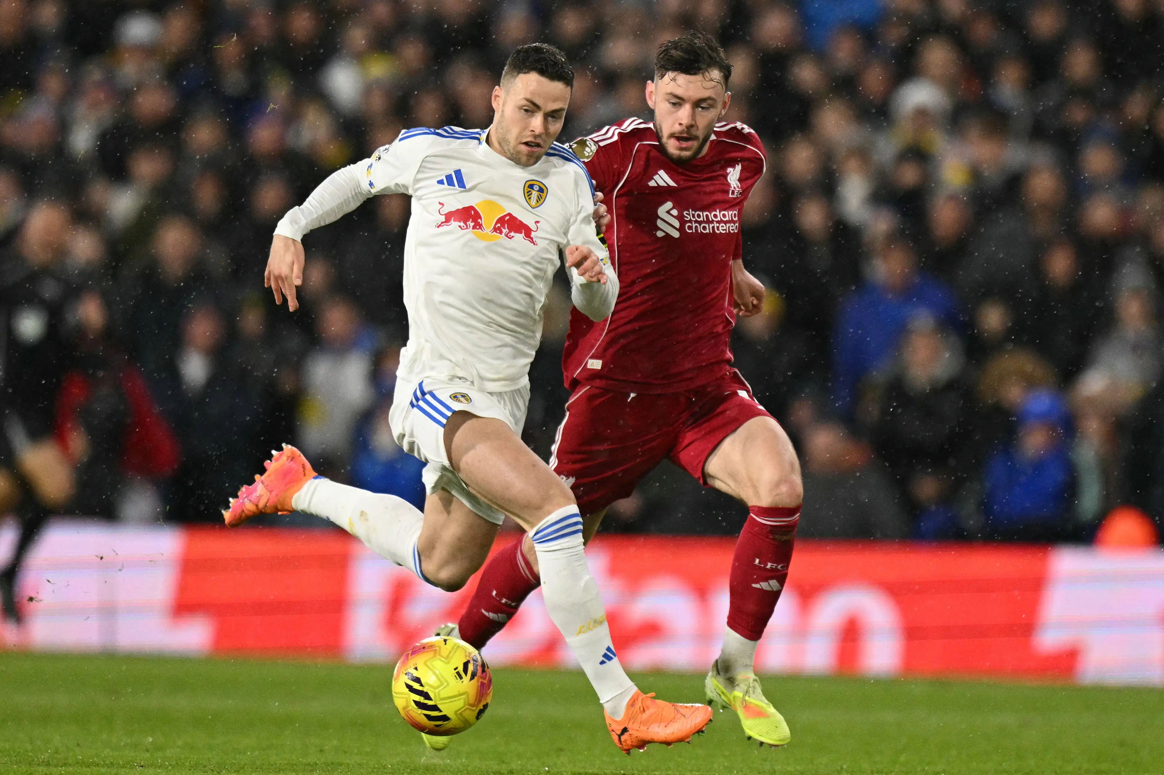 Em jogo de seis gols, Liverpool cede empate ao Leeds pelo Campeonato ...