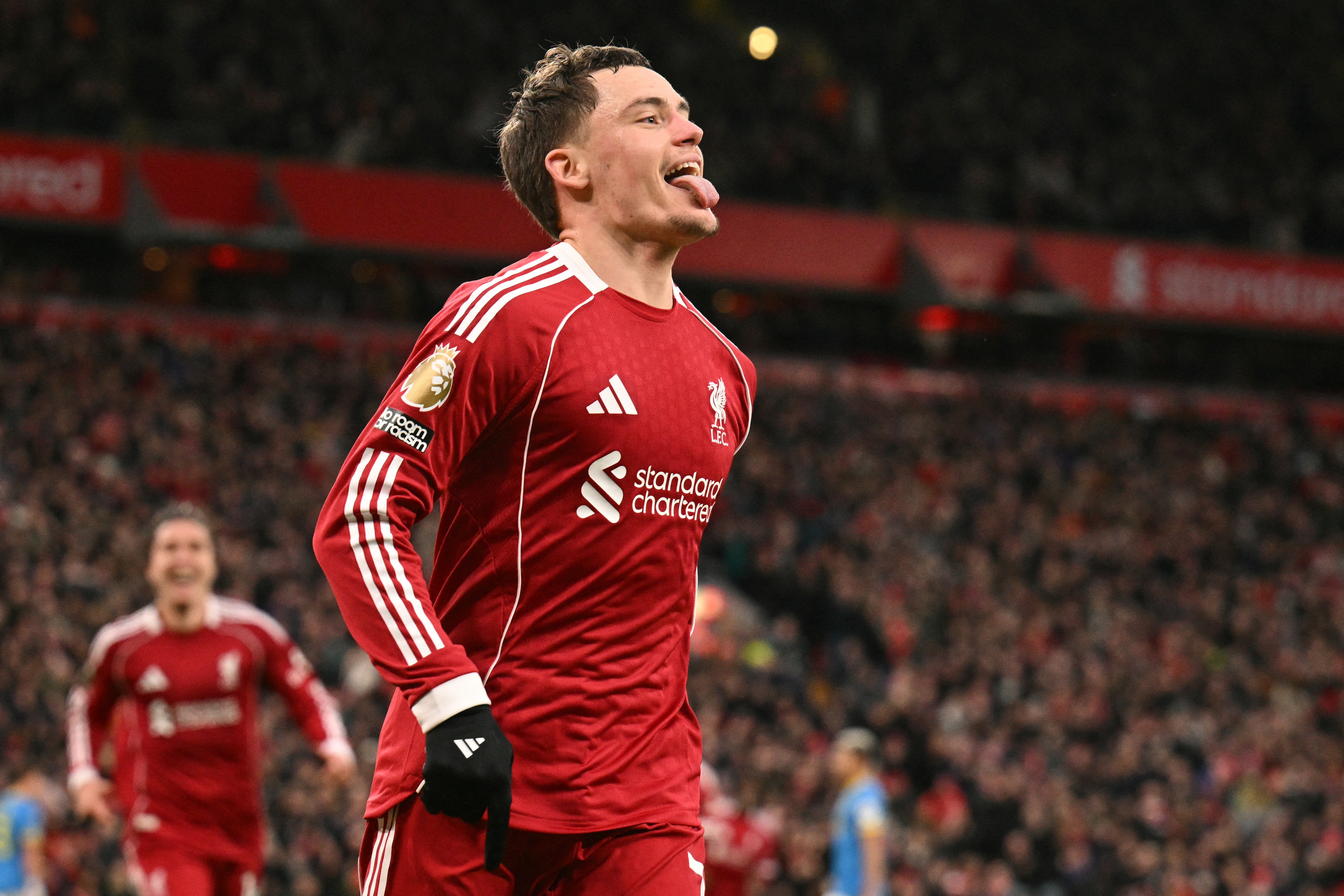Liverpool vence Wolves em duelo com homenagens a Diogo Jota