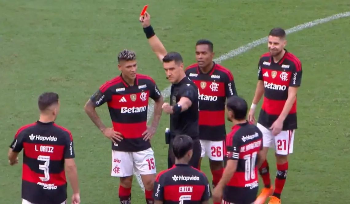 Flamengo x Corinthians: CBF divulga áudio do VAR e justifica expulsão ...