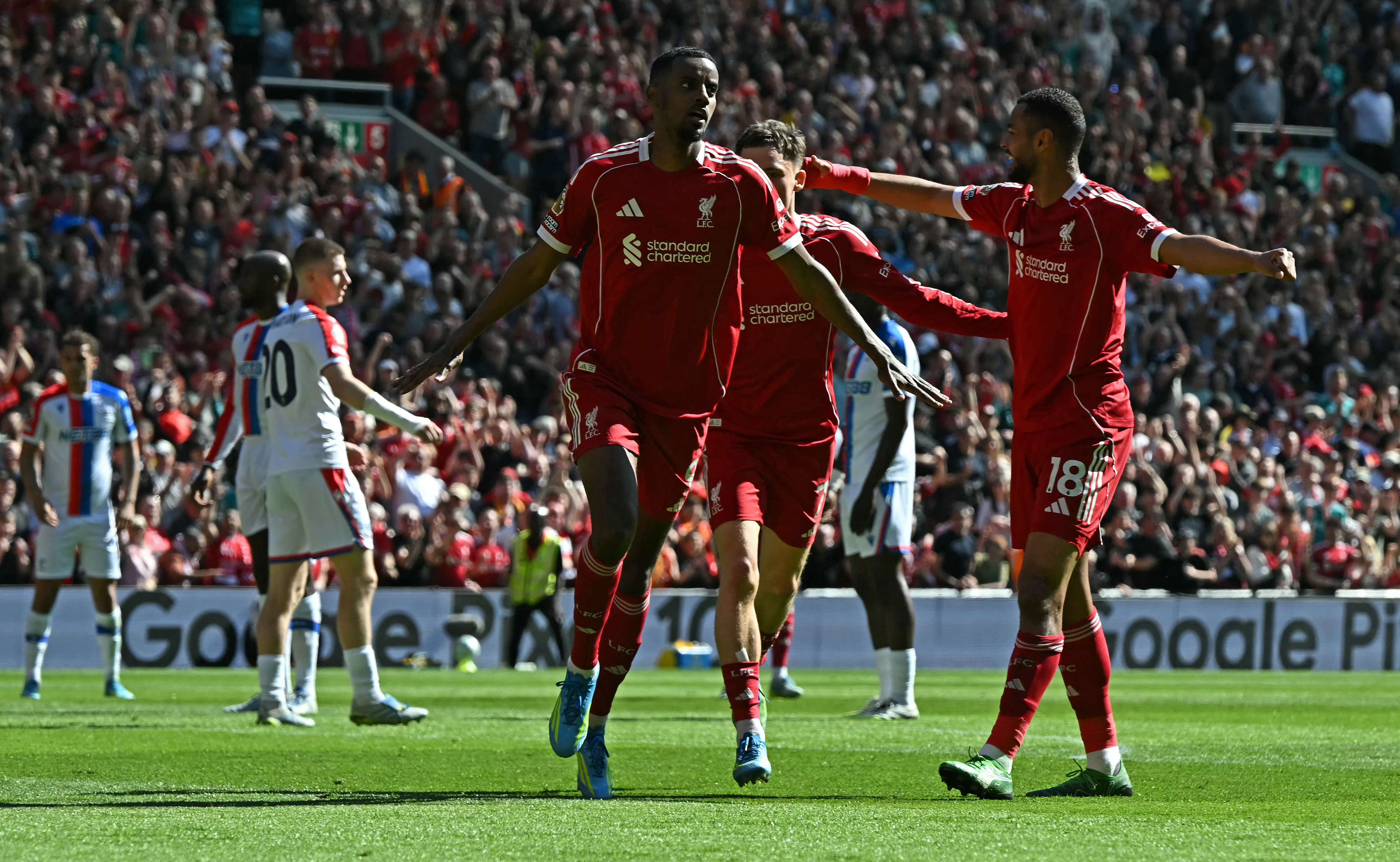 Liverpool vence Crystal Palace em Anfield e sobe para quarto lugar no ...