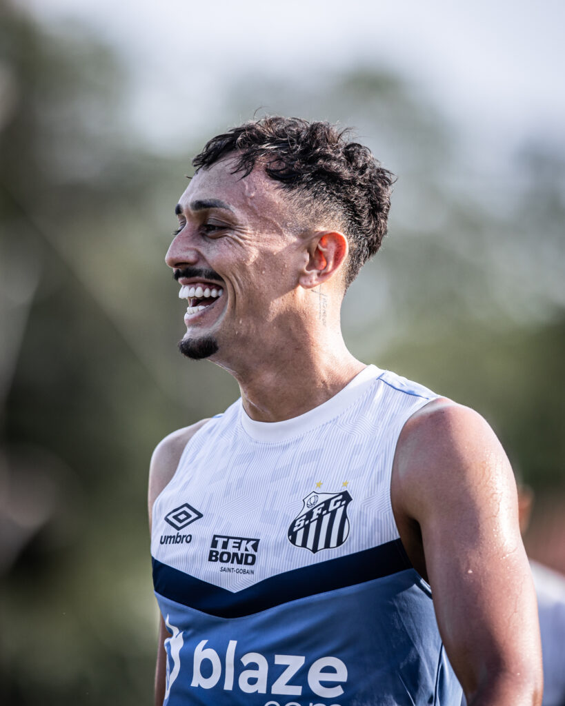 Escalação: Carille comanda último treino e faz mudanças no Santos para ...