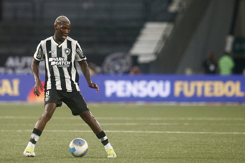 Botafogo ganha do Vitória pela Copa do Brasil e alcança quinto triunfo ...