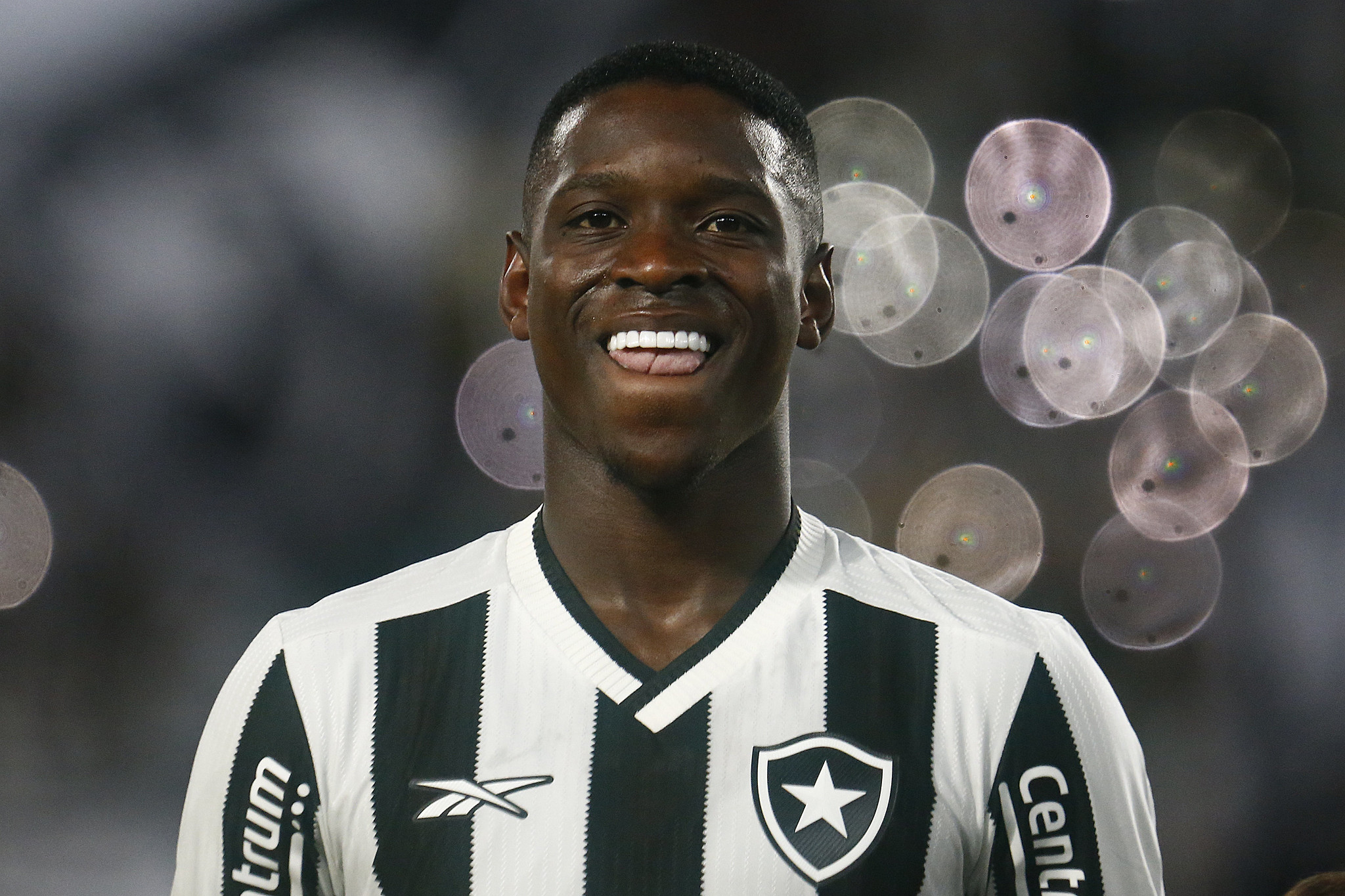 Luiz Henrique avalia vitória do Botafogo pela Copa do Brasil: "Voltamos melhor no segundo tempo ...