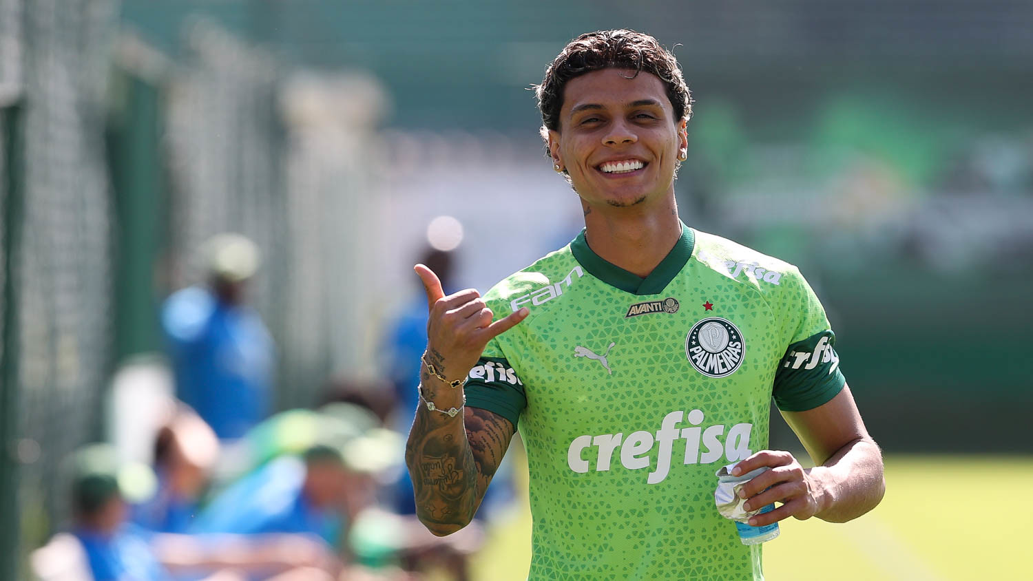 Richard Ríos lidera dribles certos do Palmeiras desde a estreia ...