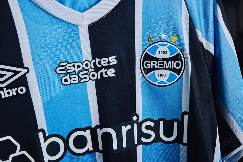 Grêmio lança uniforme em homenagem ao primeiro título da Copa do Brasil ...