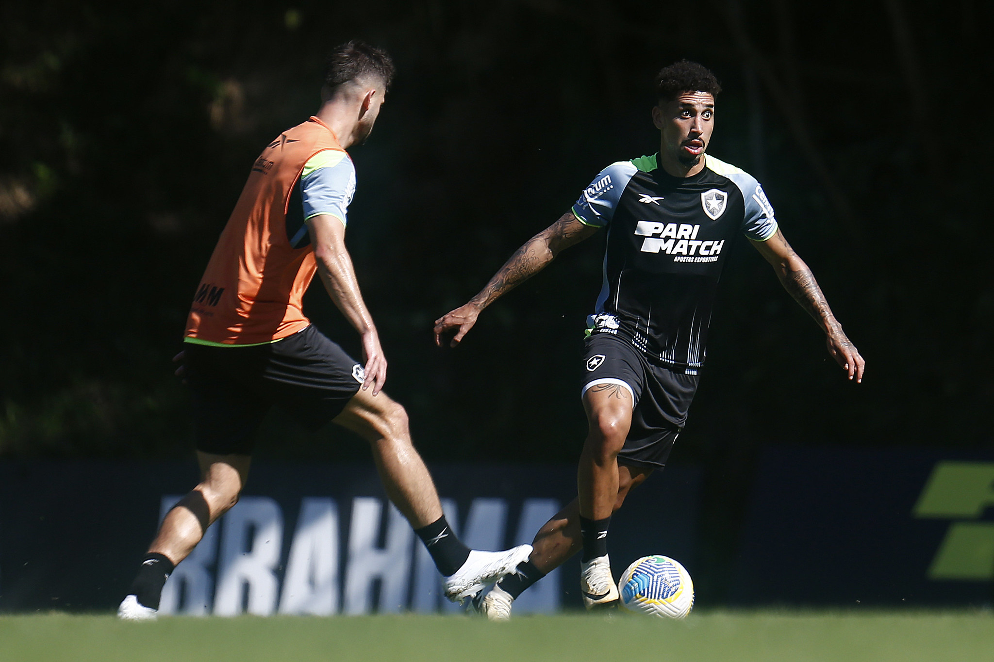 Veja galeria de fotos do treino do Botafogo desta segunda-feira ...