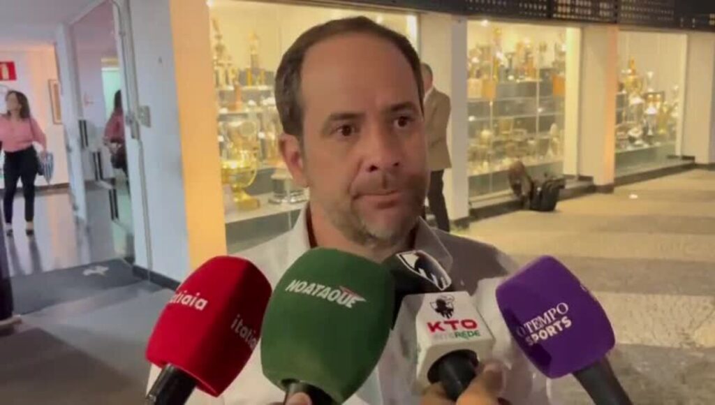 Bruno Muzzi fala brevemente sobre dívidas do Atlético: “Reduzimos em ...