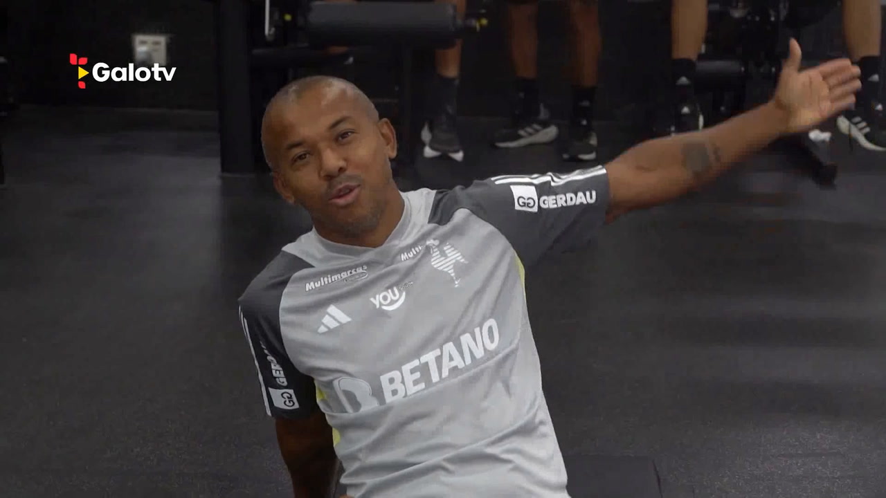 Após 1º gol, Cadu renova com o Galo; veja bastidores do dia do atacante ...