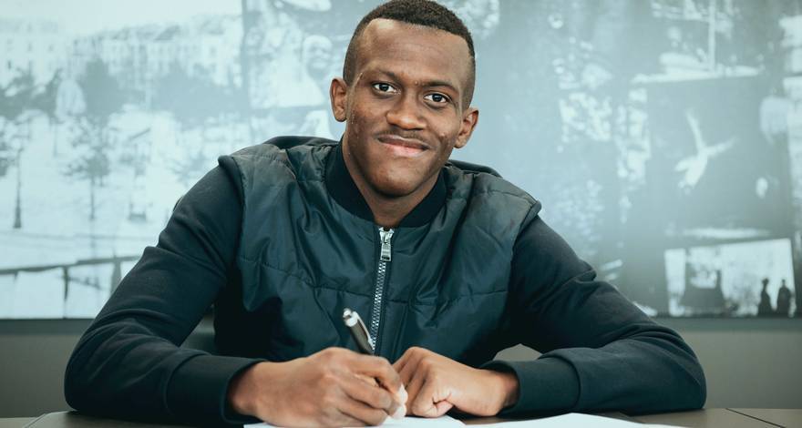 Dortmund anuncia Justin Lerma, de 16 anos, do Del Valle - Gazeta Esportiva