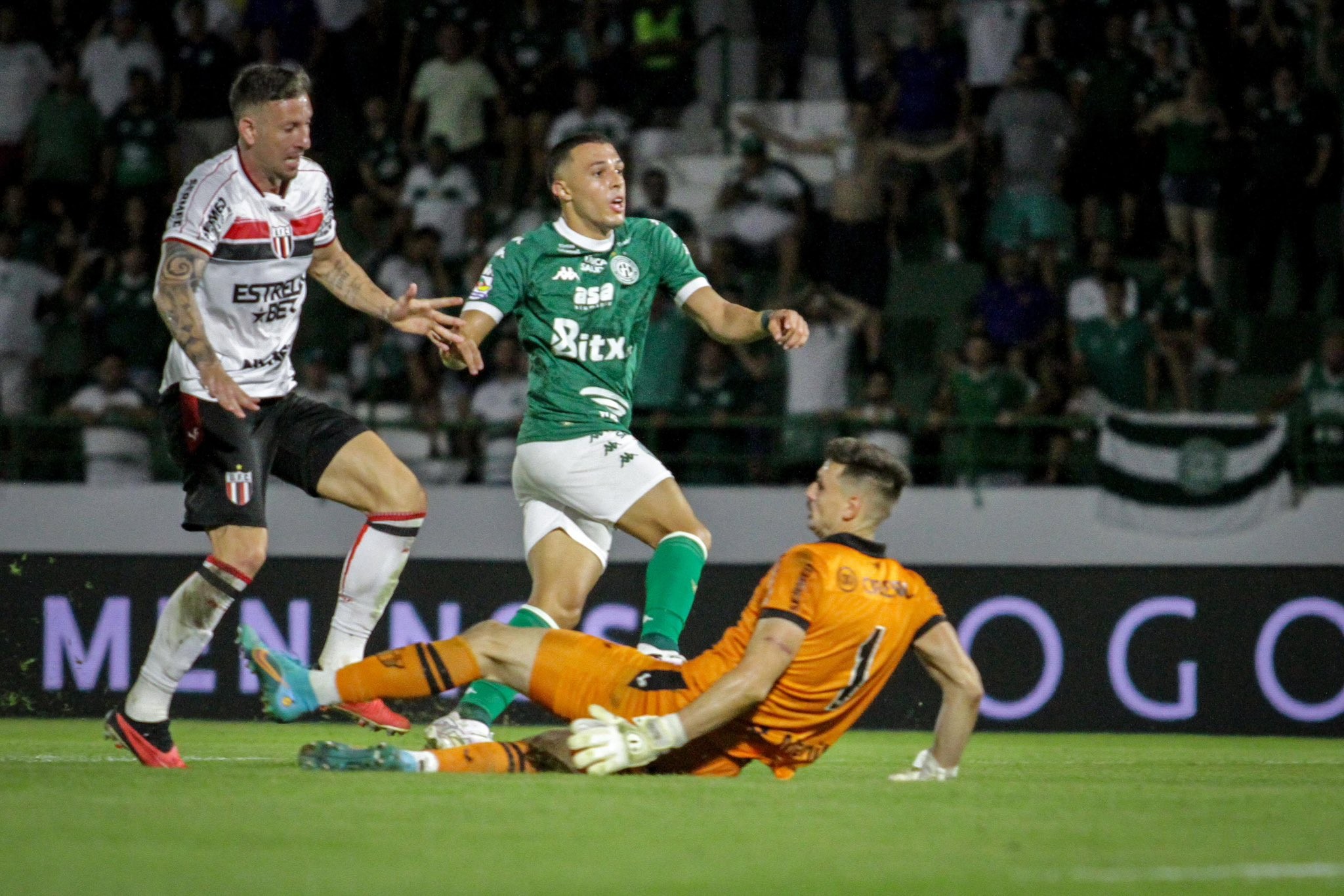 Guarani vence o Botafogo-SP e se recupera na Série B - Gazeta Esportiva